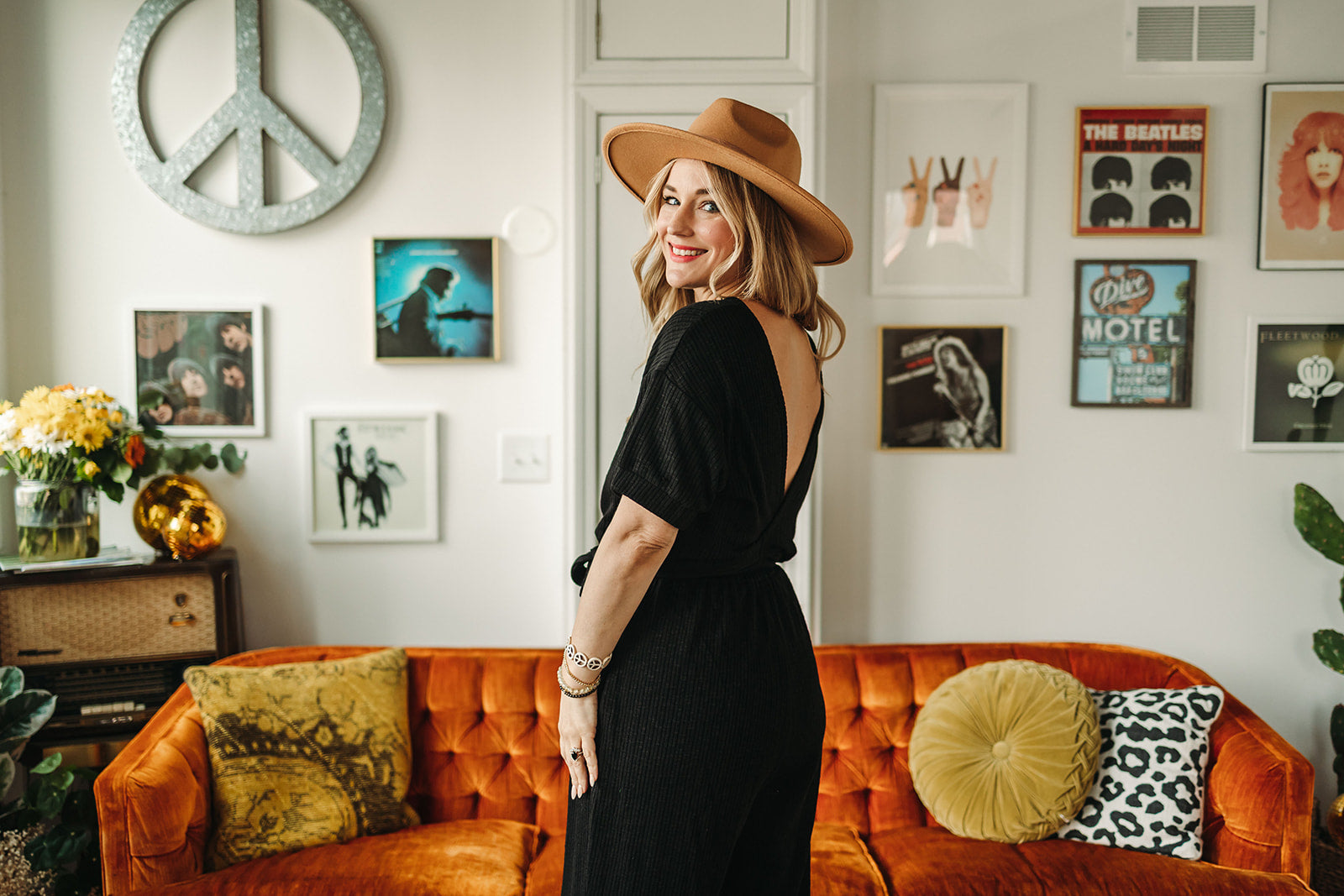 kenz jumper in black– Ruumur